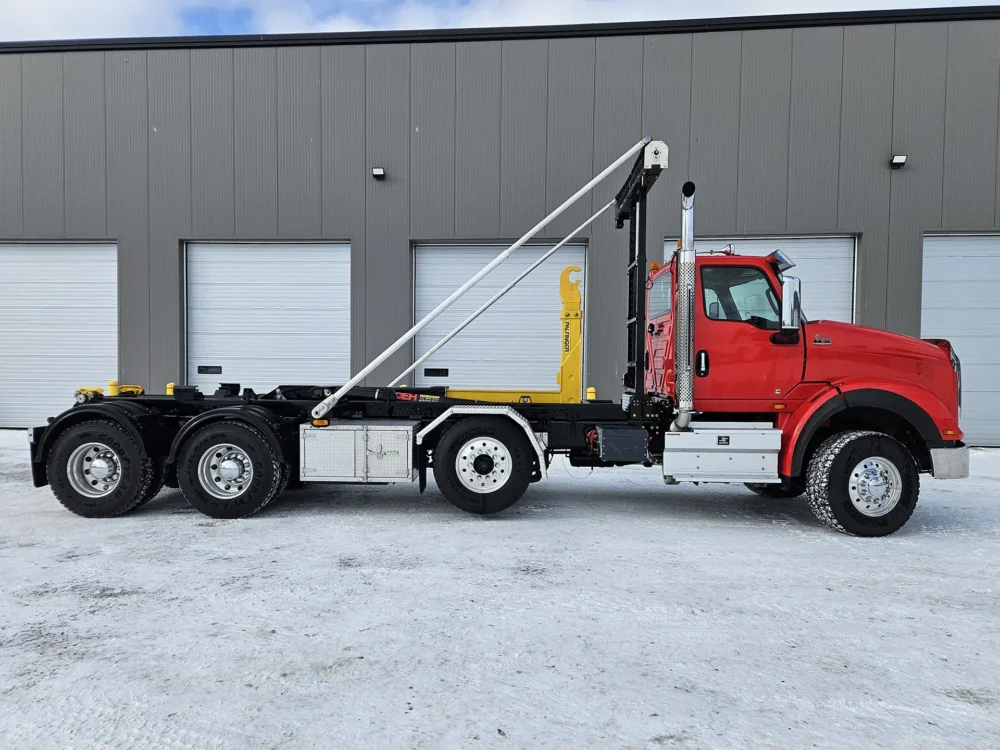 Palfinger Hooklift T40L | Custom-Built Trucks | OEH | Lifting ...