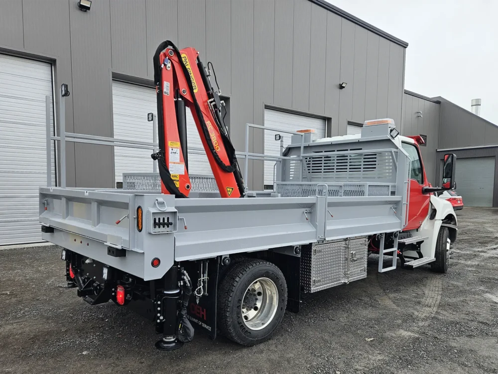 Palfinger PC3800 with landscape box | Camions sur mesure | OEH ...